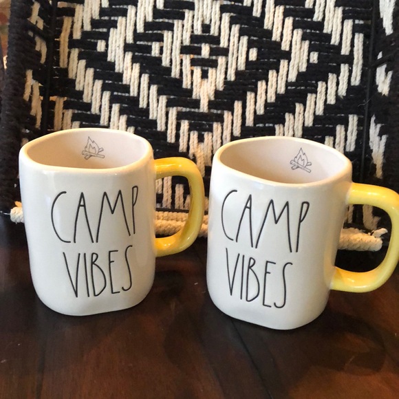 Rae Dunn | Dining | 2 Rae Dunn Artisan Collection By Magenta Summer ...